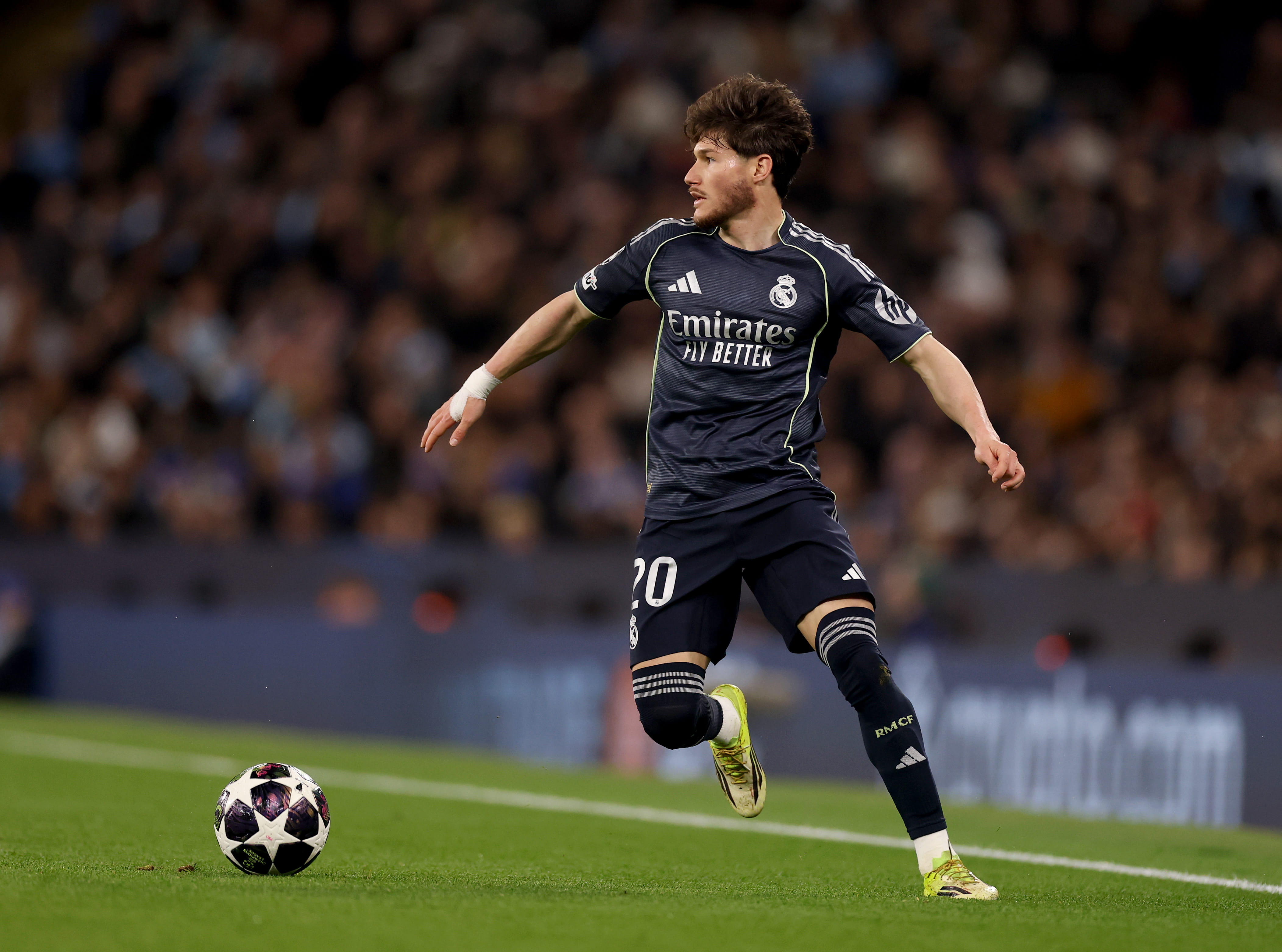 Real Madrid defender set for imminent Premier League transfer